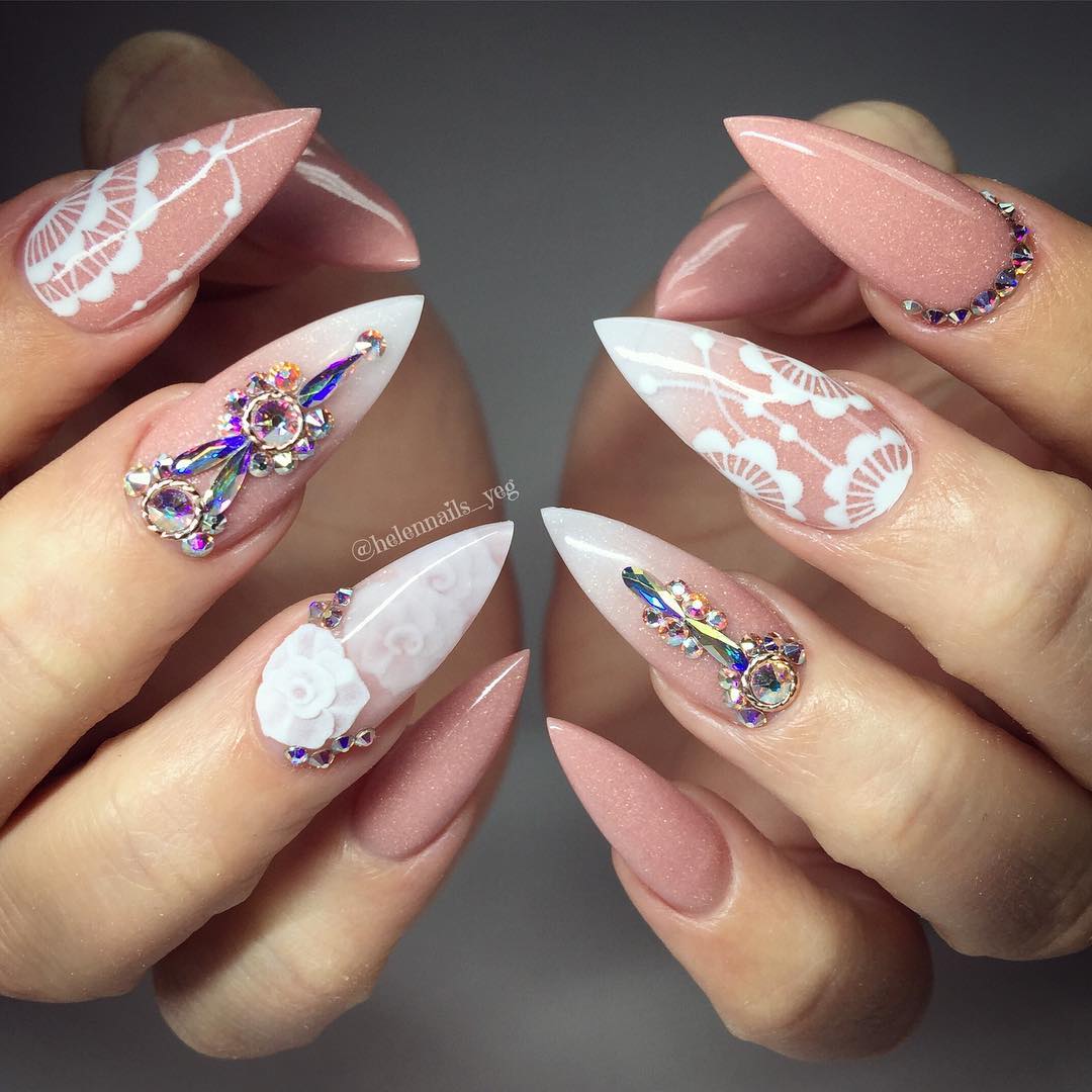 The Sculptured Nail Manicure Is A Retro 'Thing' That Has Hit Millennials
