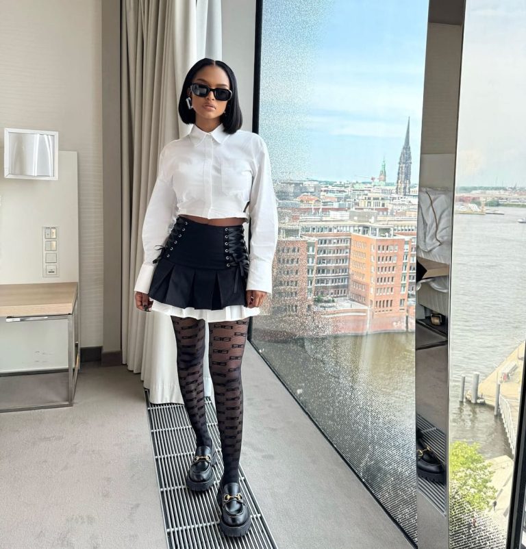 Y2K Fashion For Women: How To Rock 2000s Trends In 2024